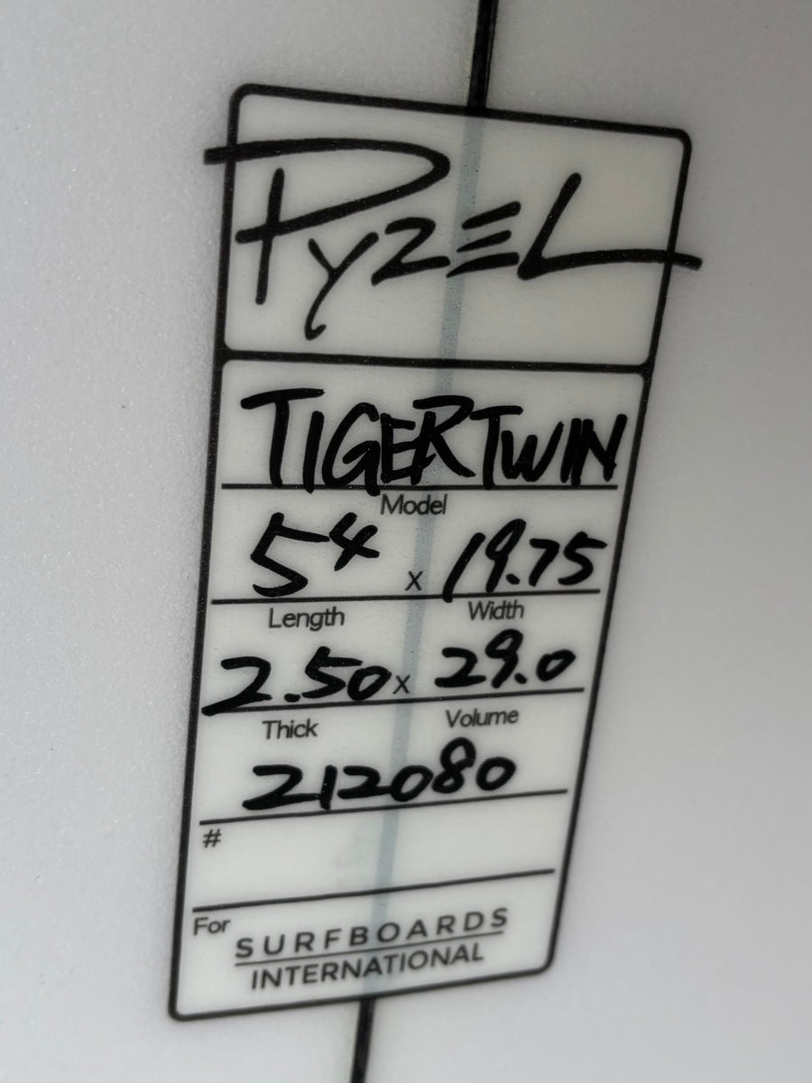 【212080】TIGER TWIN 5-4x19.75x2.50 SW FC- 2+1 V-29.0L – Pyzel surfboards ...
